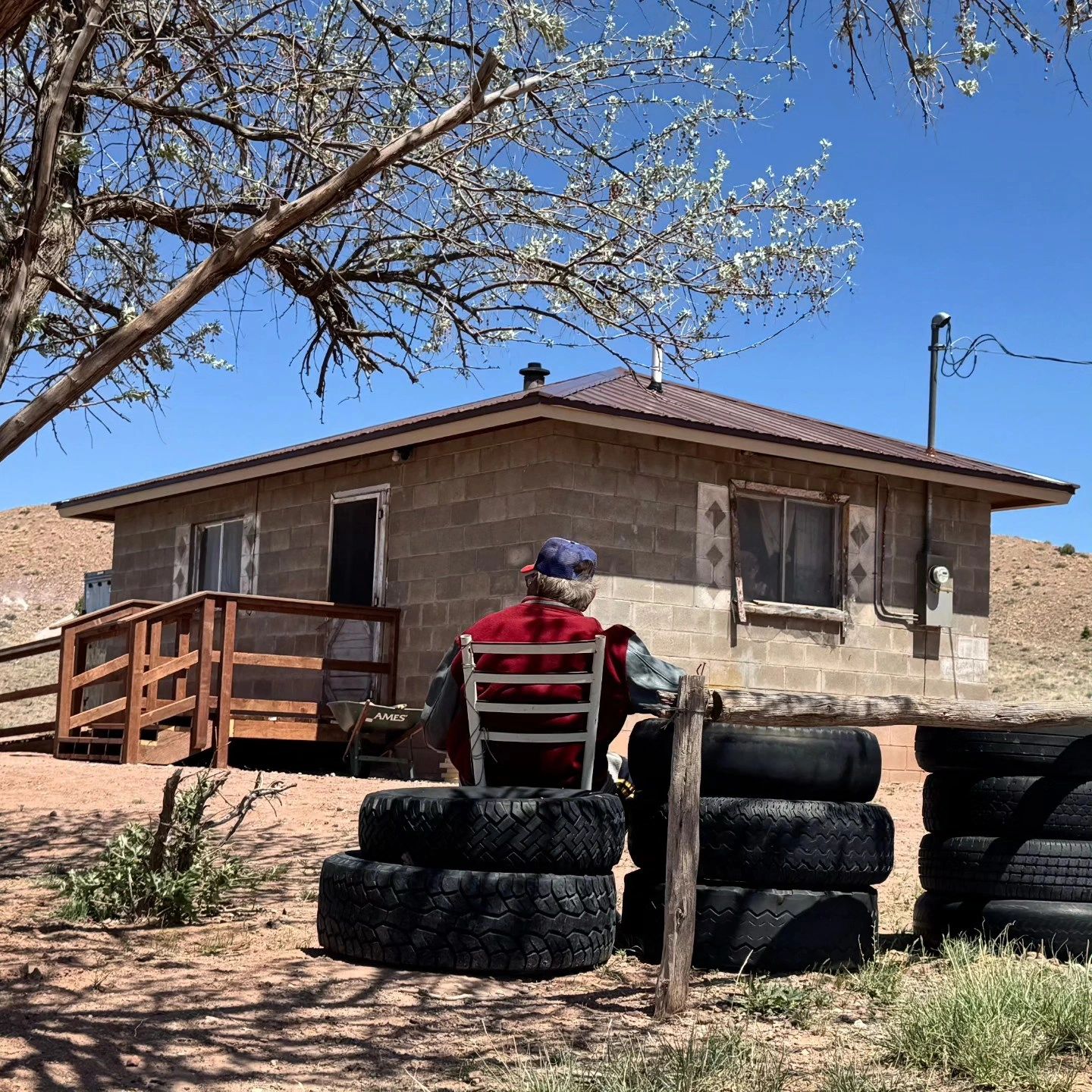 Yee Ha'ólníi Doo Receives $1 M to Expand Navajo Housing Relief