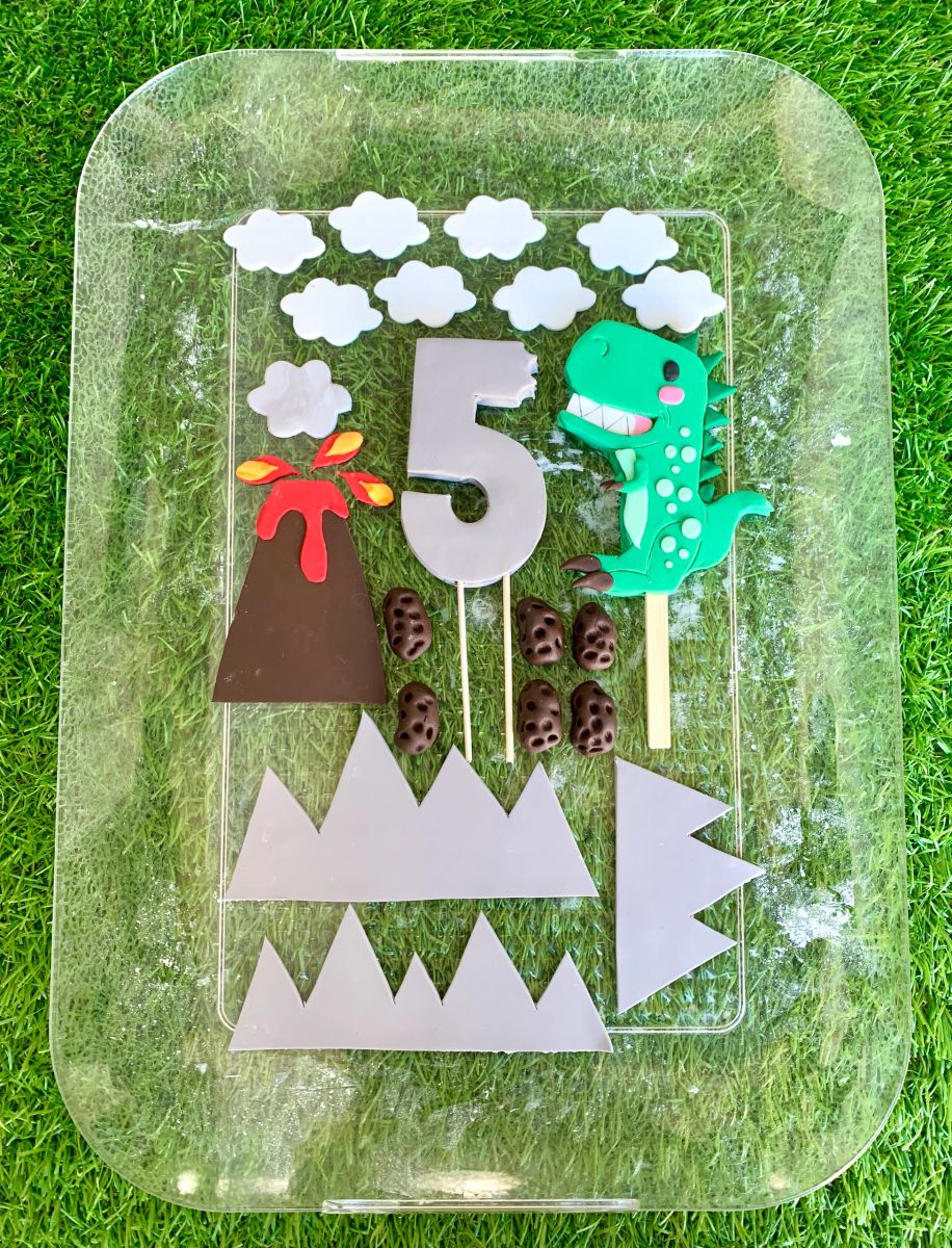 DINO CAKE TOPPER SET