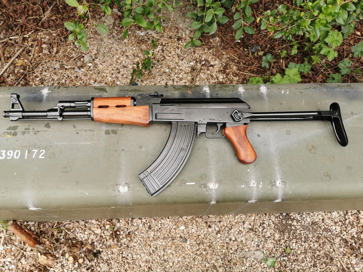 Replica AK-47 / AKM Assault Rifle