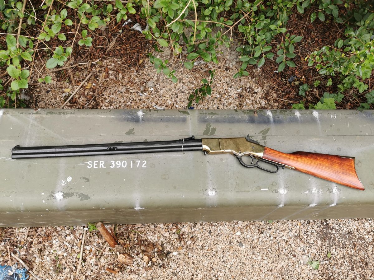 Replica Henry Repeating Western Rifle