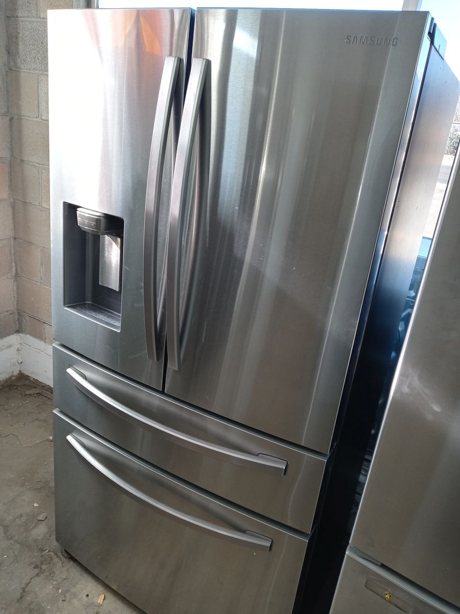 Samsung stainless steel four-door french door refrigerator