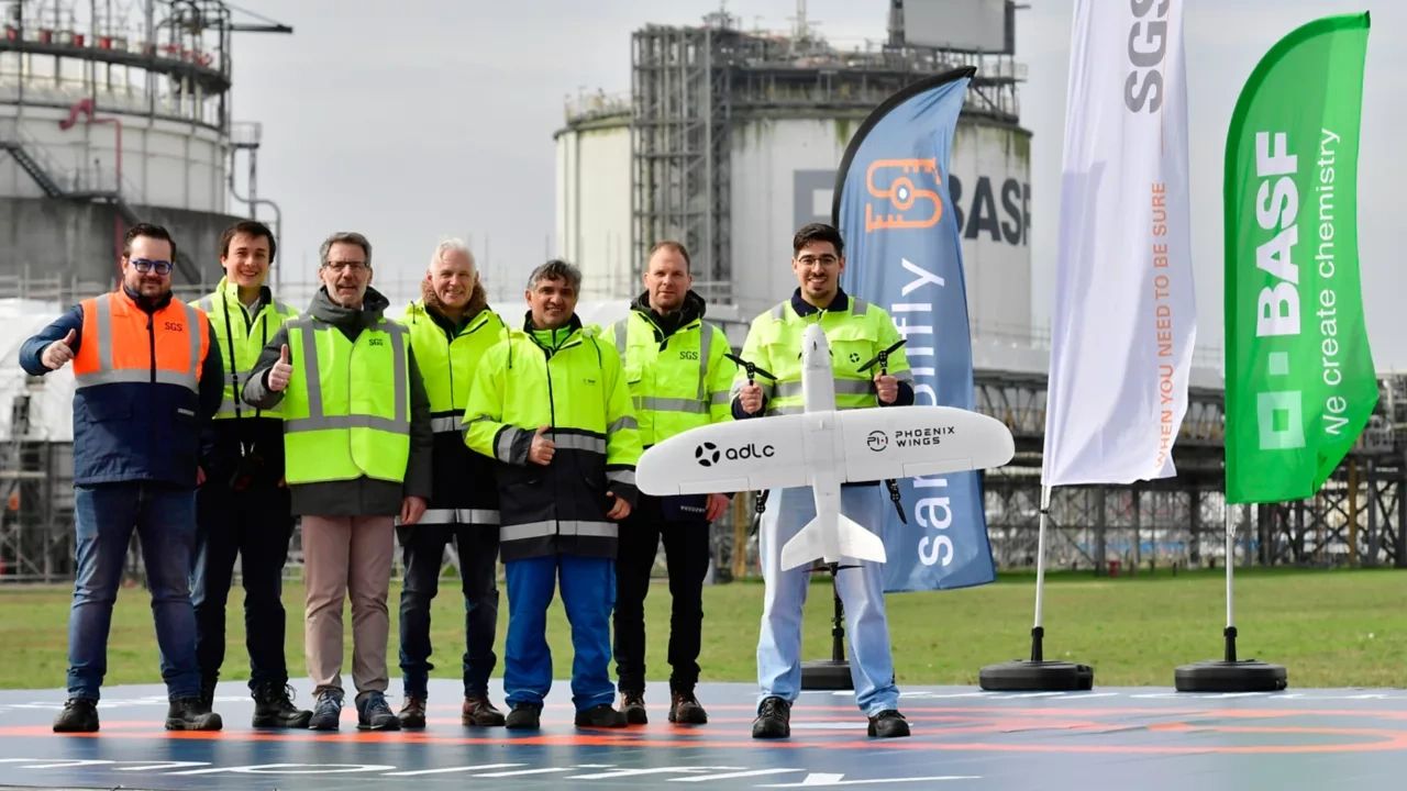 Samplify: Transport of petro-chemical analysis samples via drones
