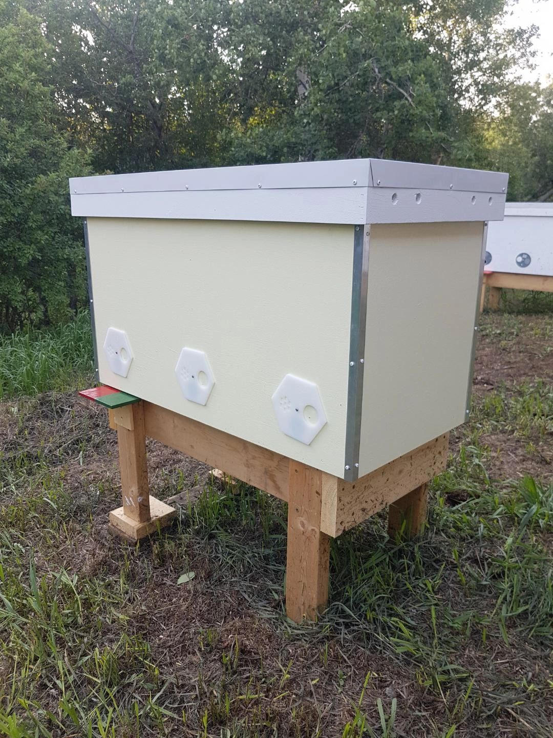 Horizontal Hives Canada