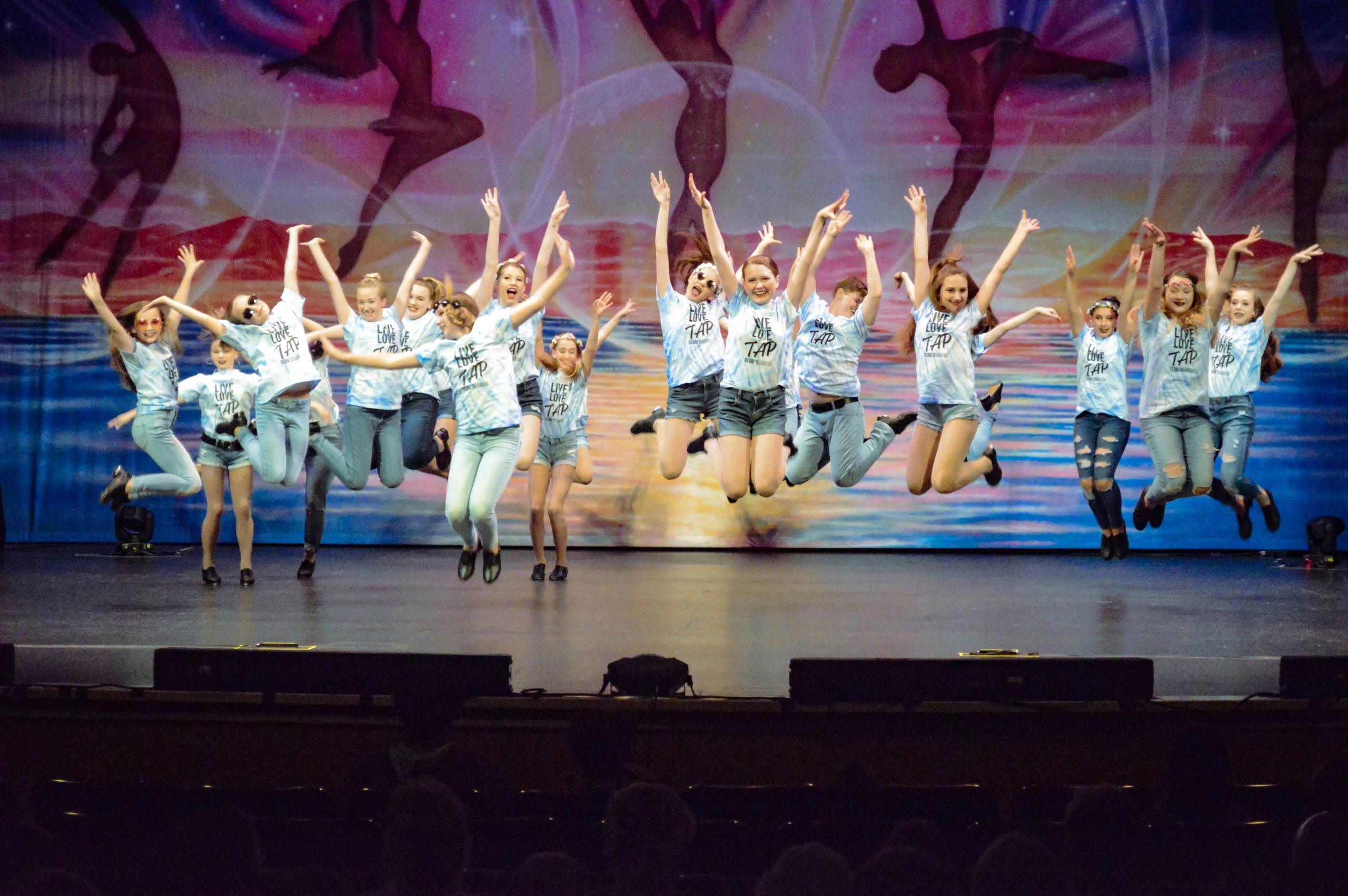 Debbi's Dance, Etc. - Home