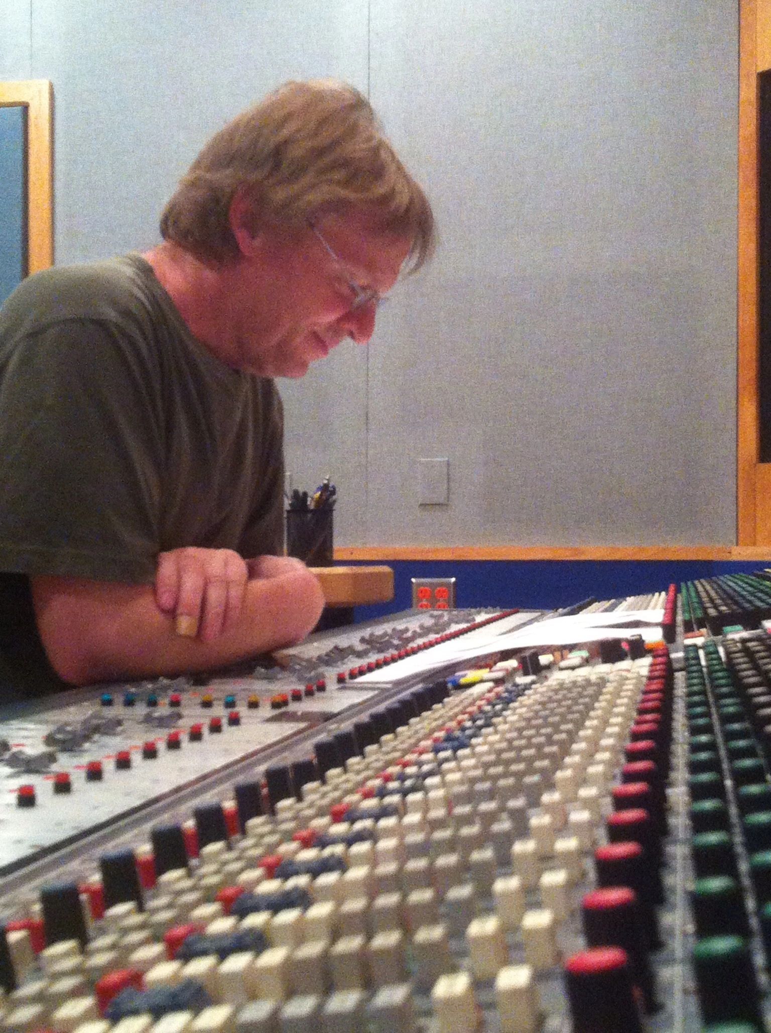 Howling Point Studio ~ Russell E Bond, CEO