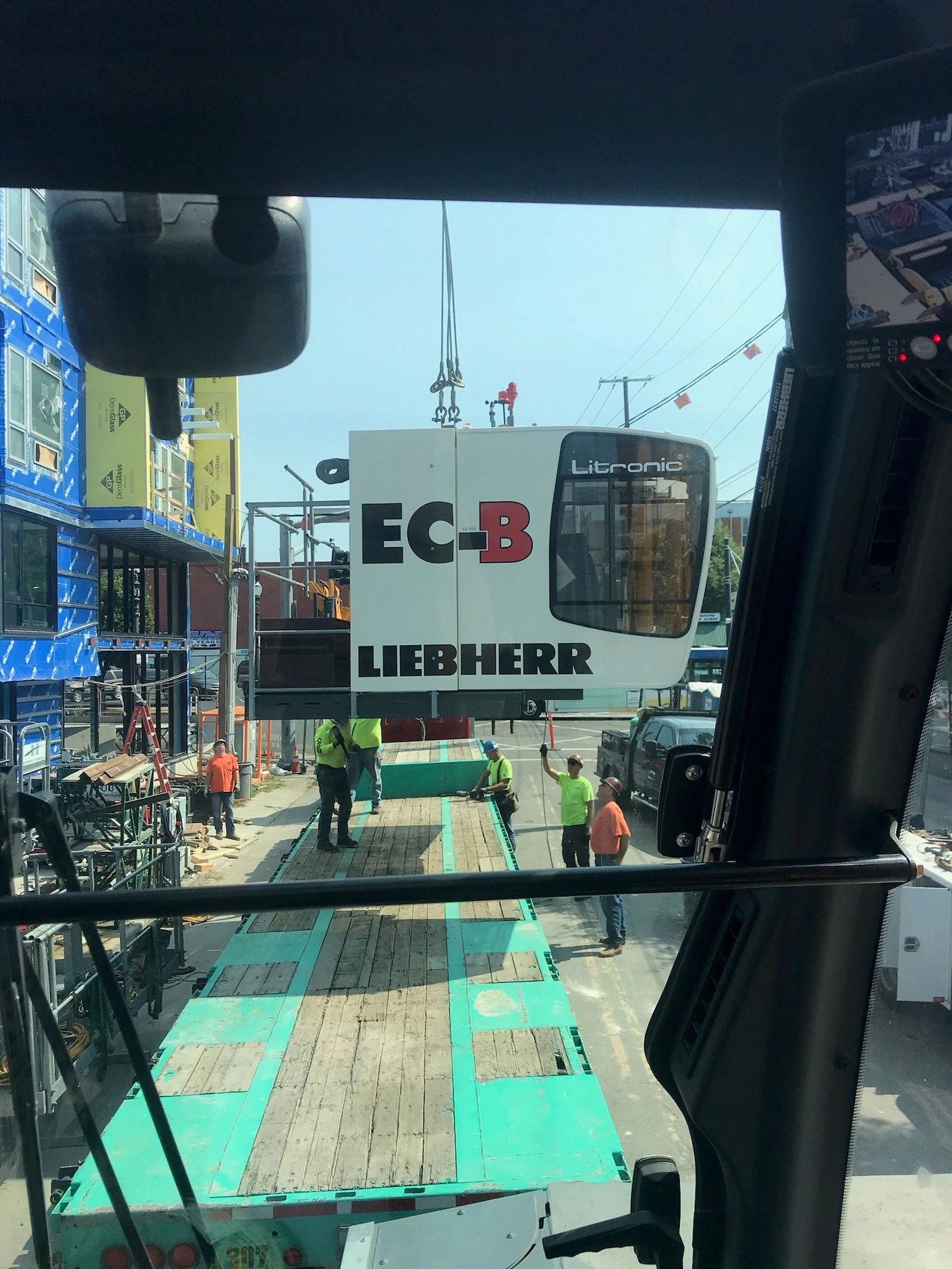 Crane Services Washington And Oregon | Cascade Tower