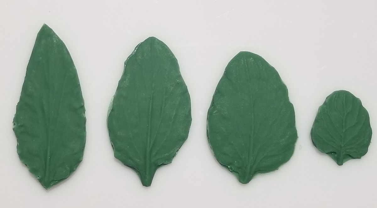 LP161 Small Pansy Rubber Leaf Forms (Set of 4)