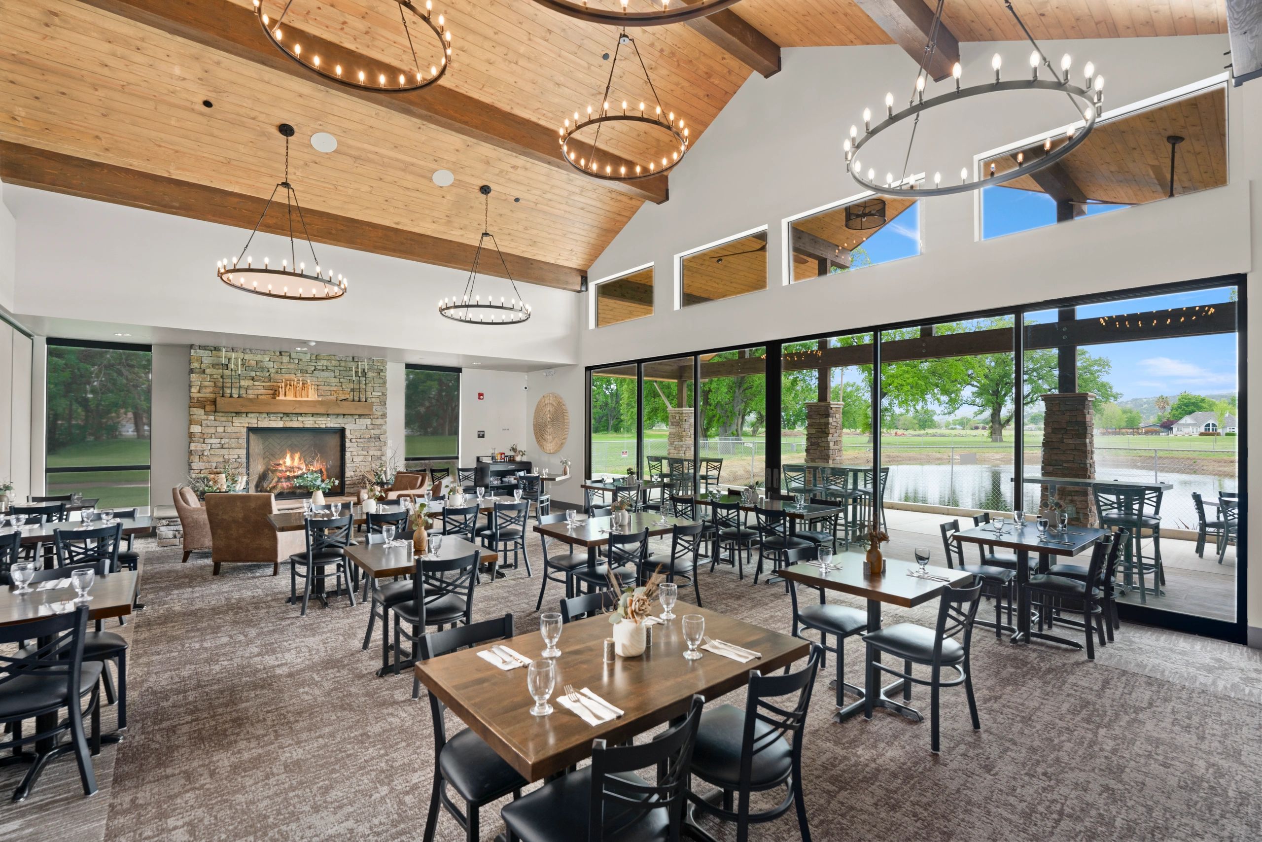 Greenview Bar & Grill