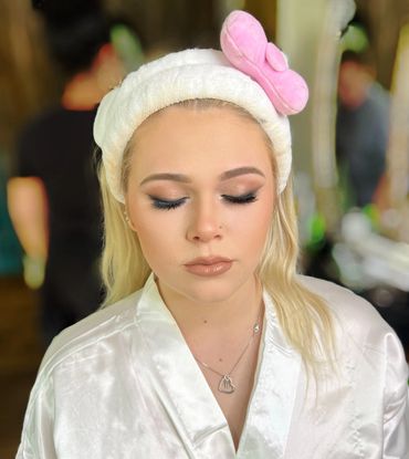 art by izzy hair and makeup