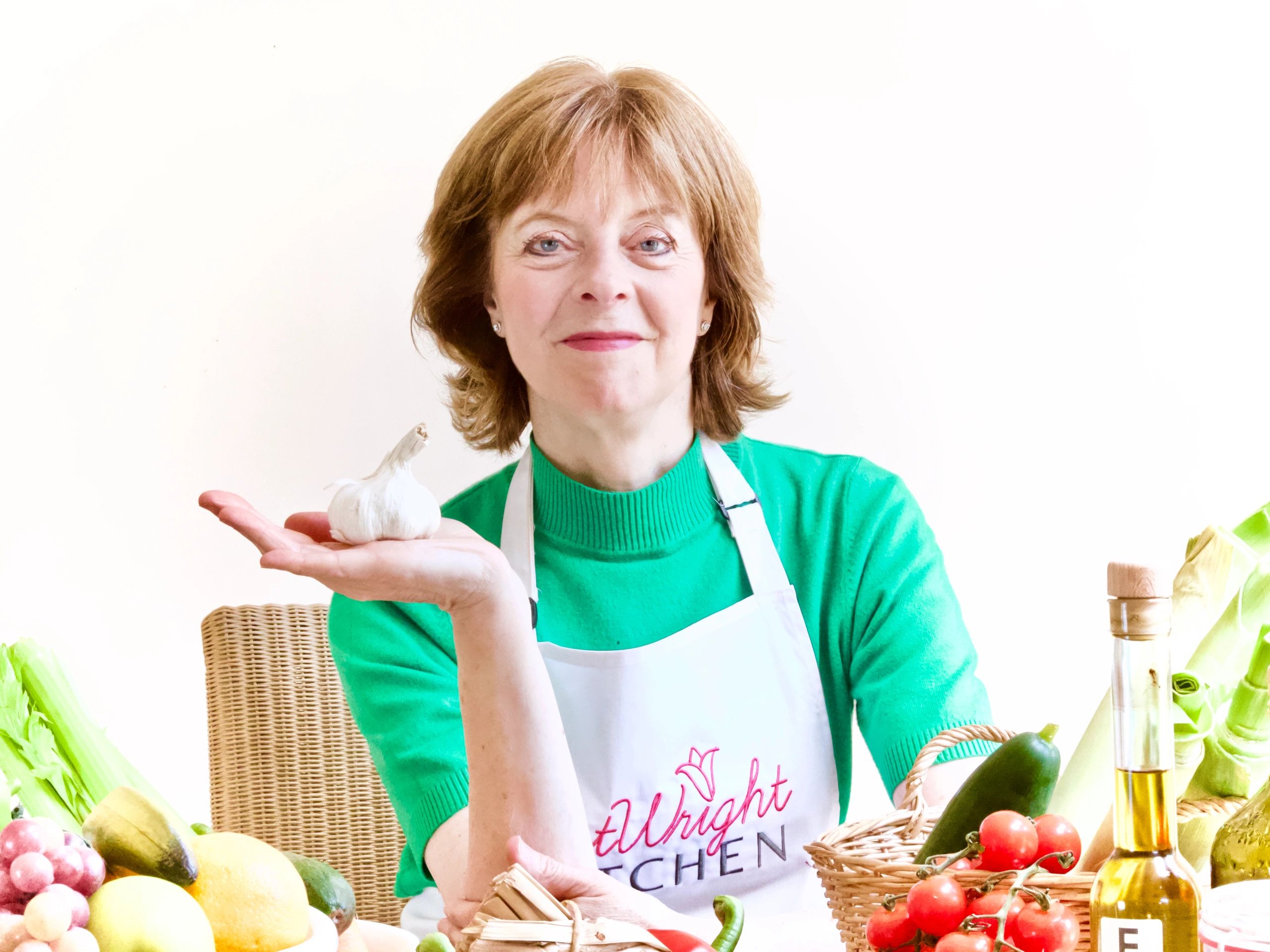 Why Everyone Must Eat Garlic