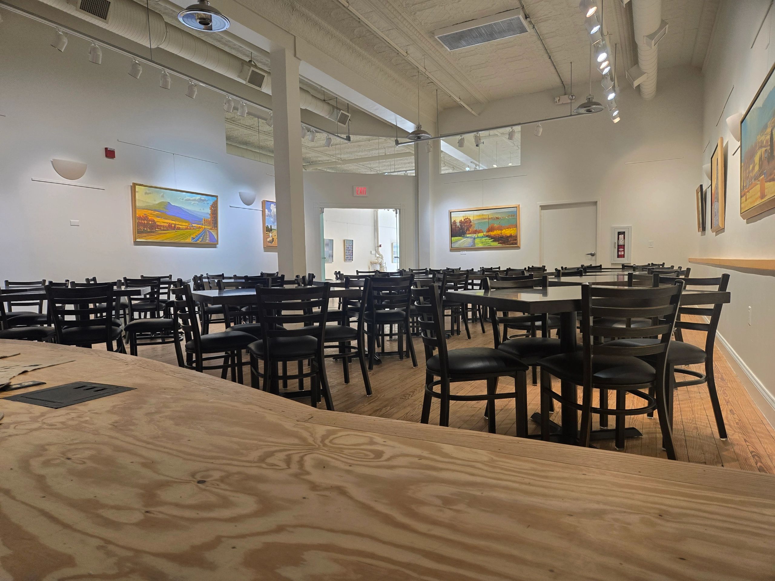 The ward center for contemporary art wedding | Honestweddingadvice.com