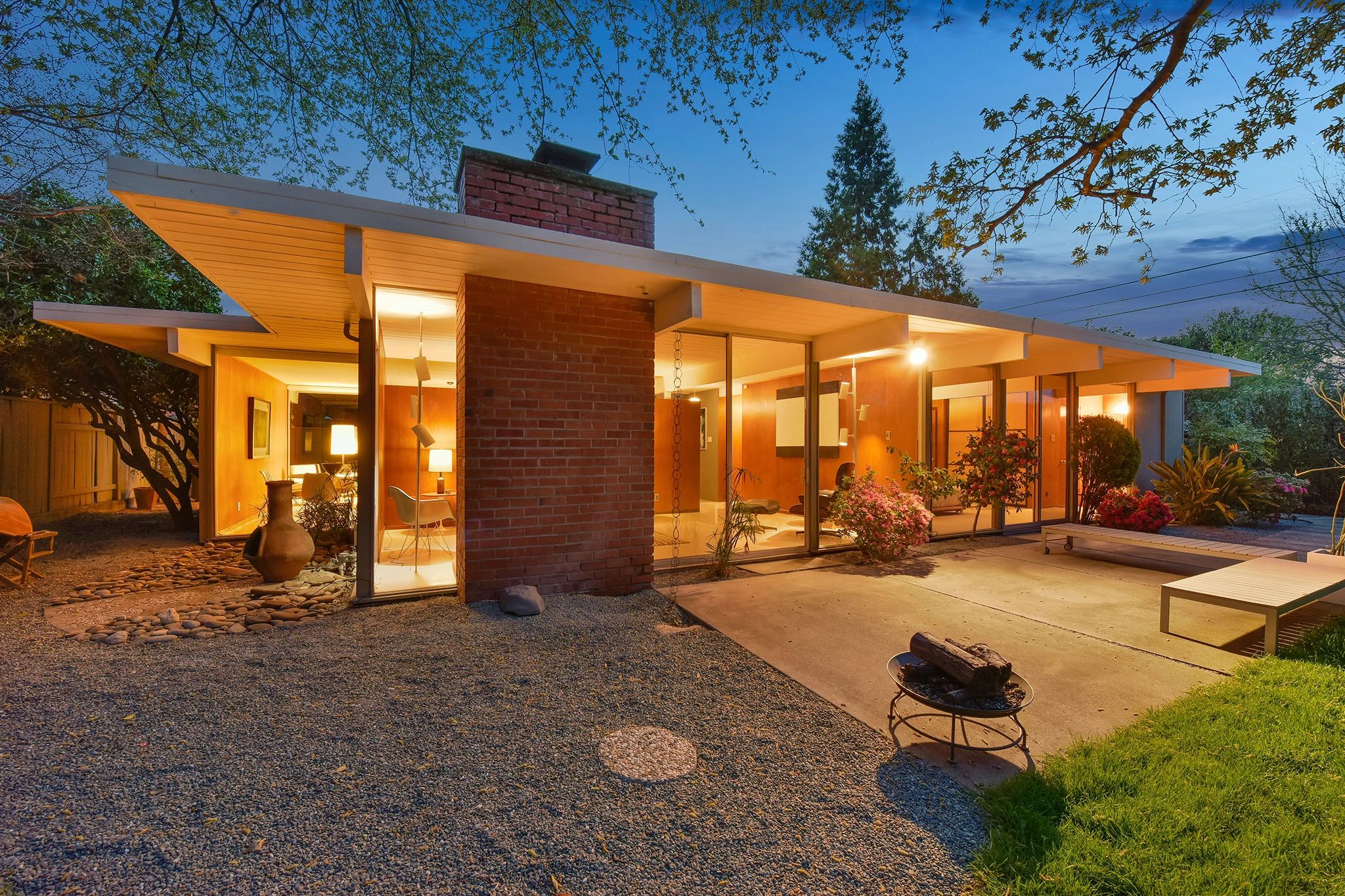 Ken Fox Modern Real Estate
