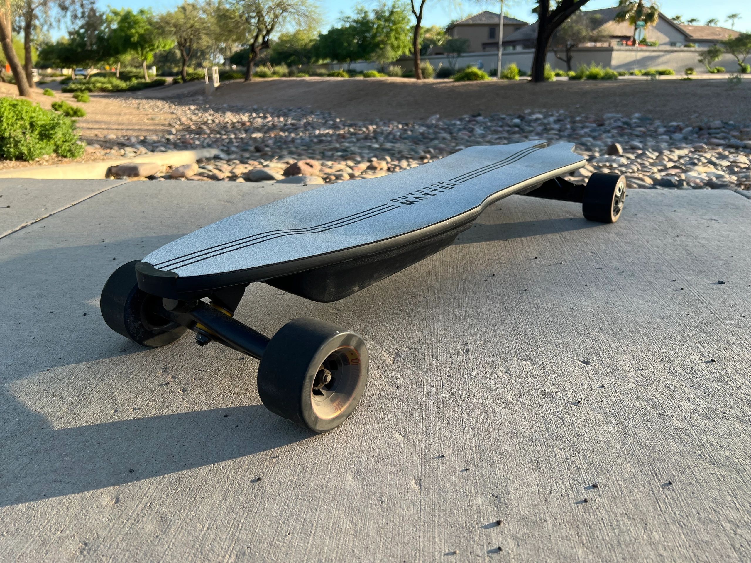 Outdoor Master Caribou: Hub Drive Electric Skateboard Review