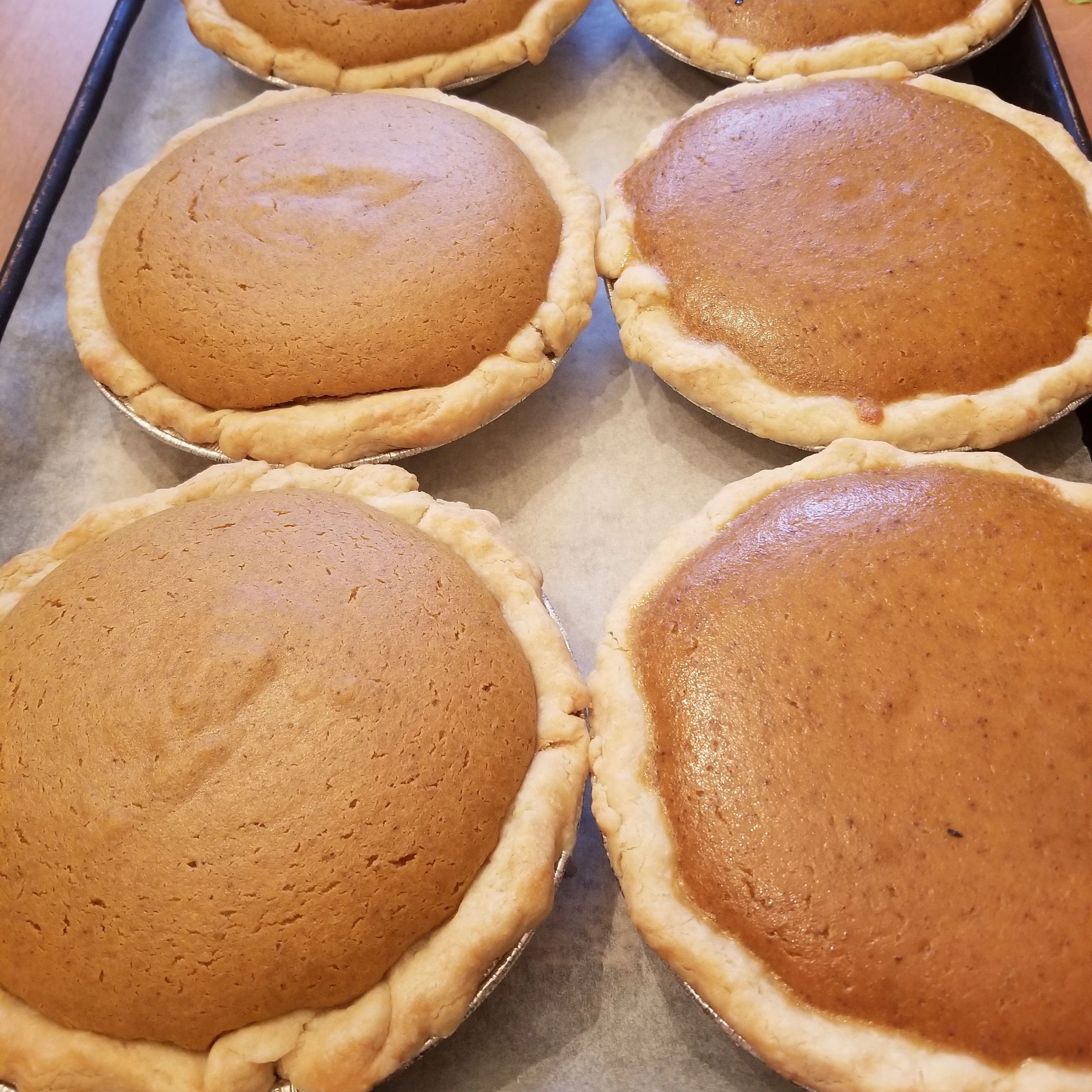 Ella Bonella - Pie Shop, Croissants and Sandwiches