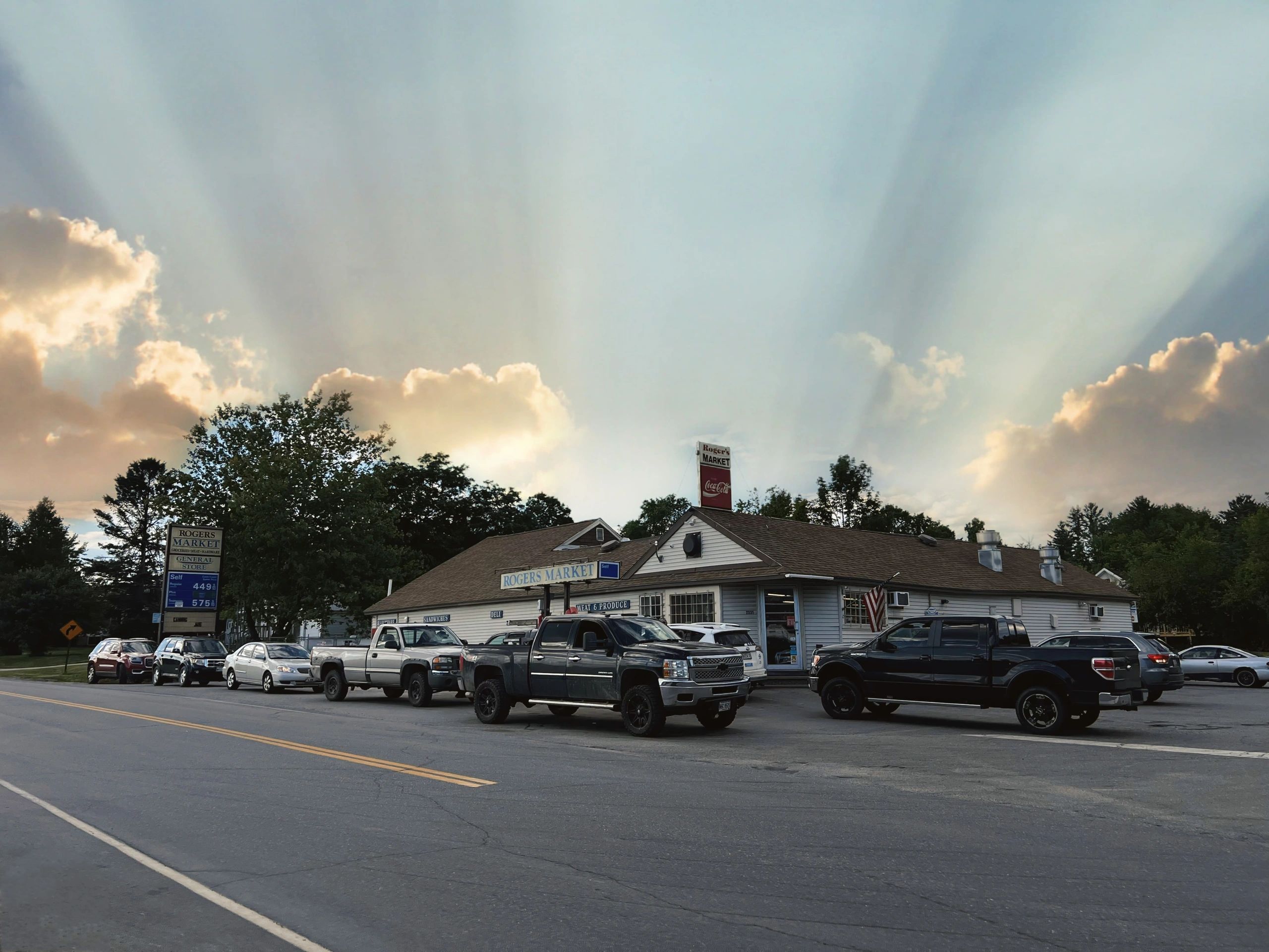 Roger's Market - Convenience Store, Gas Station, Takeout