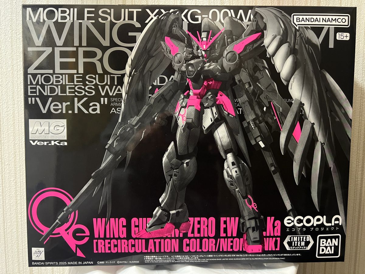 MG Wing Gundam Zero EW Ver.Ka [Recirculation Color.:FluorescentPink/Black]