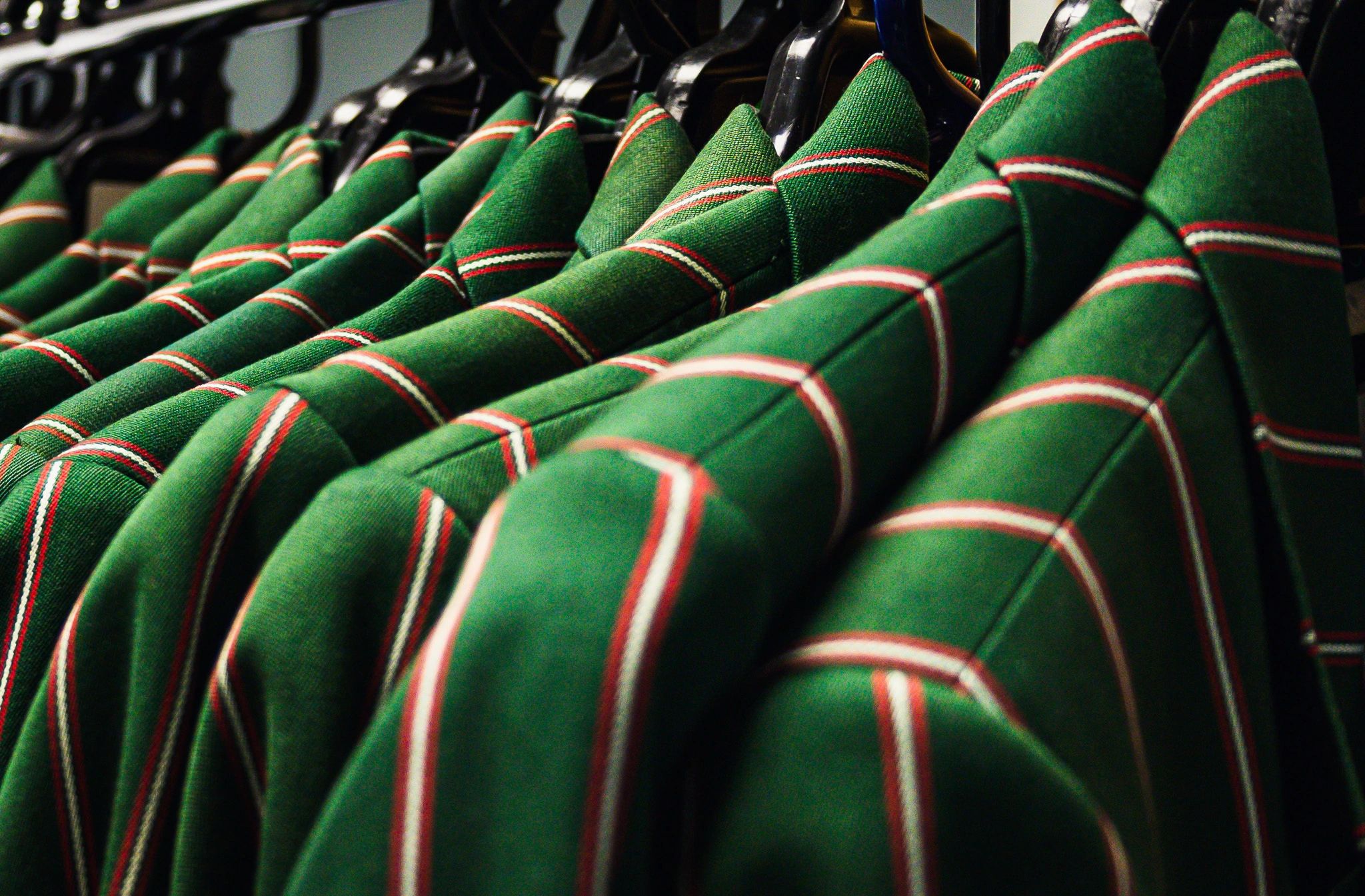 How to trade school uniforms