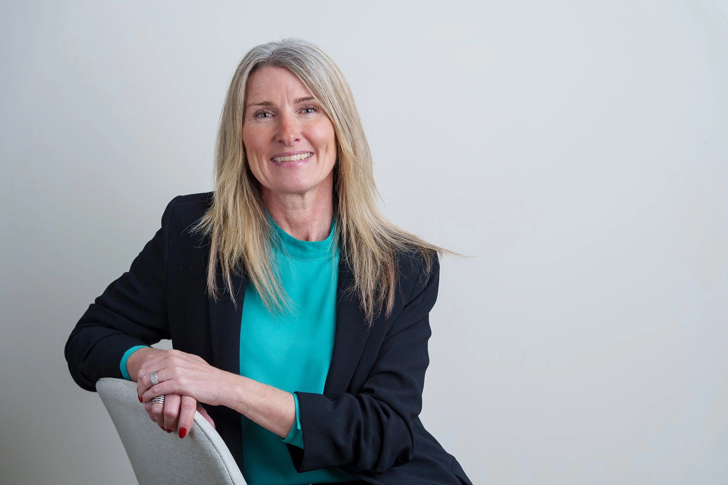 HW Coaching - Values & Leadership, EMCC Certified Coach Practitioner.