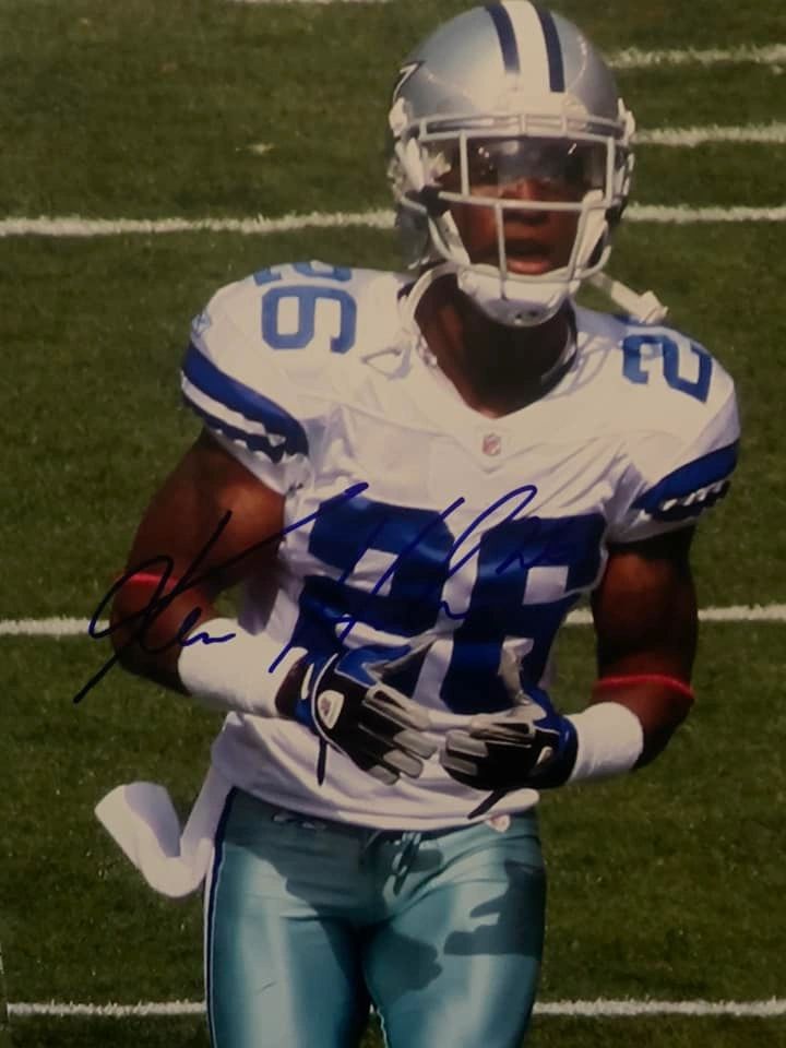 Ken Hamlin Signed Cowboys 8x10 Pose 3