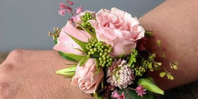 Mossbrook Roots Flower Farm - Florist - Plattsburgh, New York