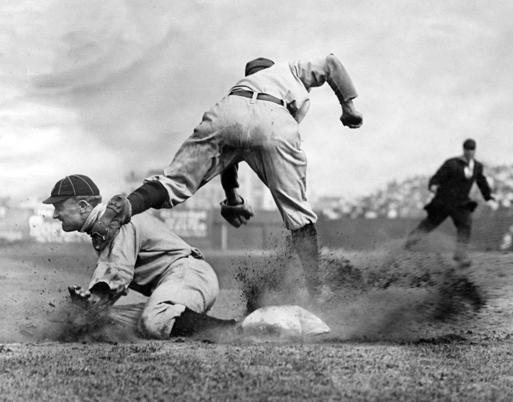 Famous Baseball Photographers and Their Iconic Images