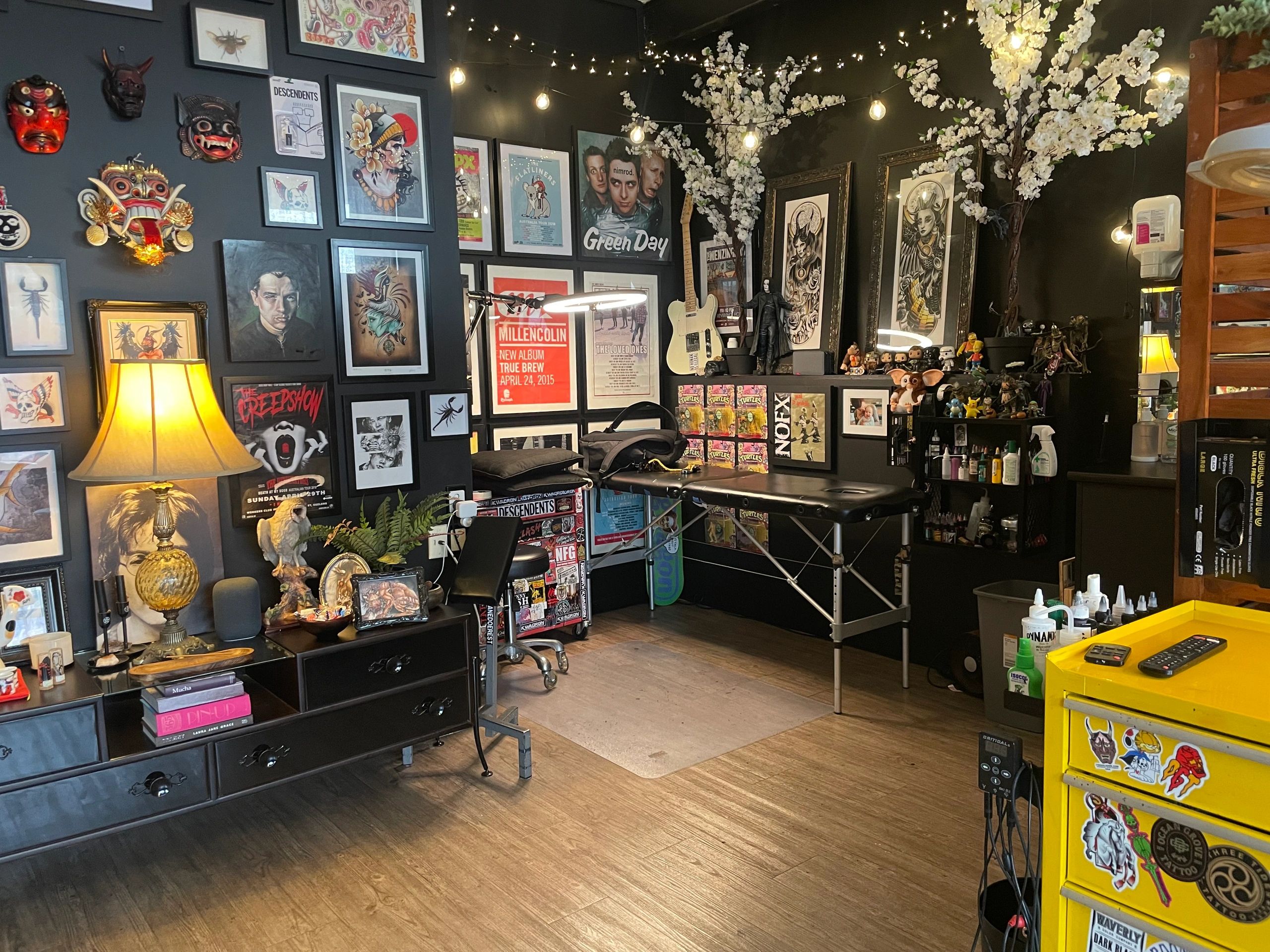 Custom Tattoo Studio Geelong | Moody Blue Tattoo Room | Fine Line Tattoos