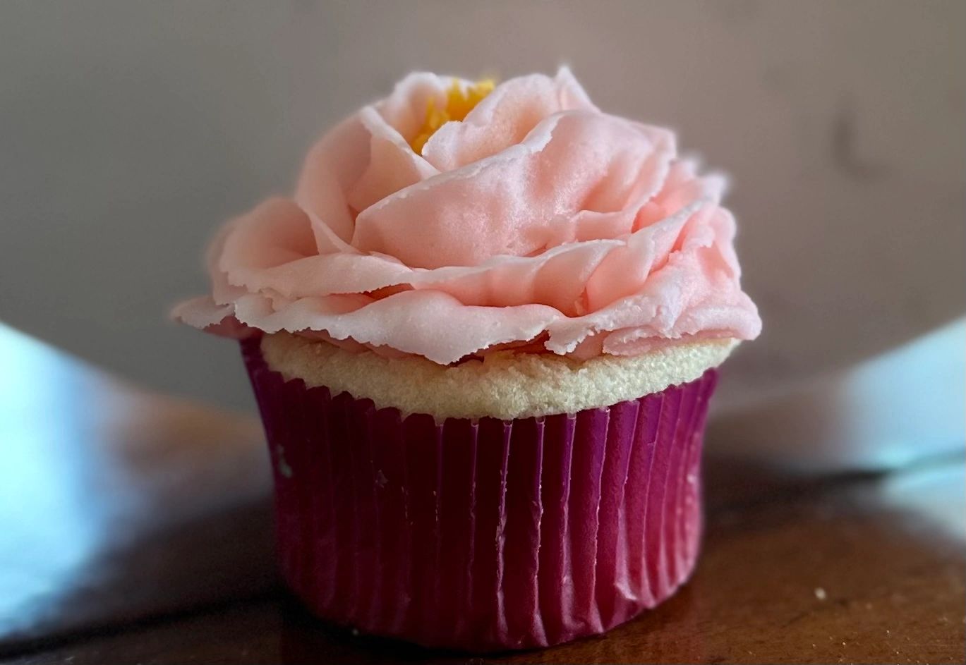 Delicious Flower Cupcakes | Harborview Cakes