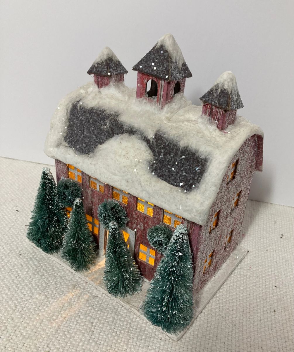 Small Light-up Red Dutch Barn