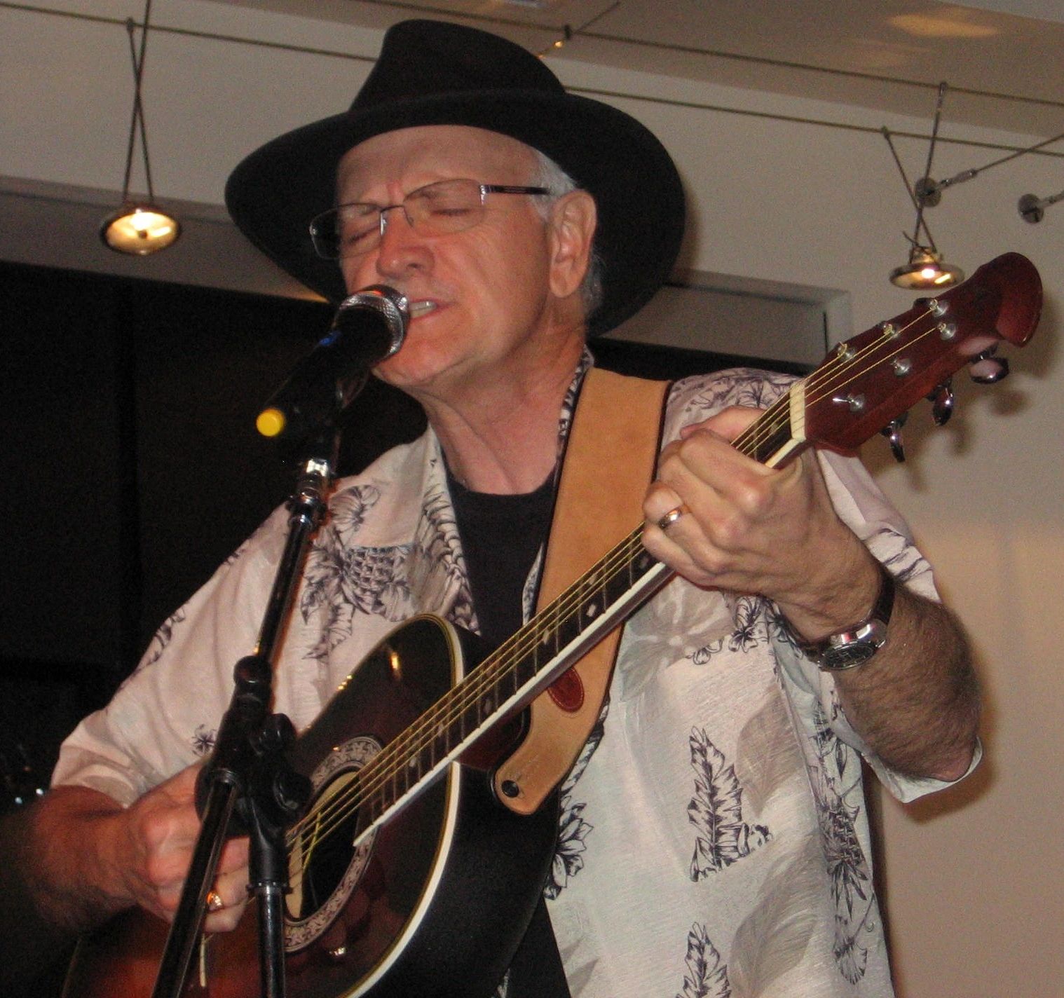 Robert Sound - Music, Smoky Mountain Way Song, Youtube Music