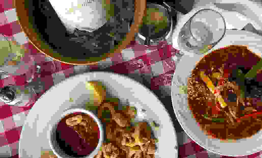 Flips Wine Bar and Trattoria - Italian Restaurant, Wine Pasta Pizza