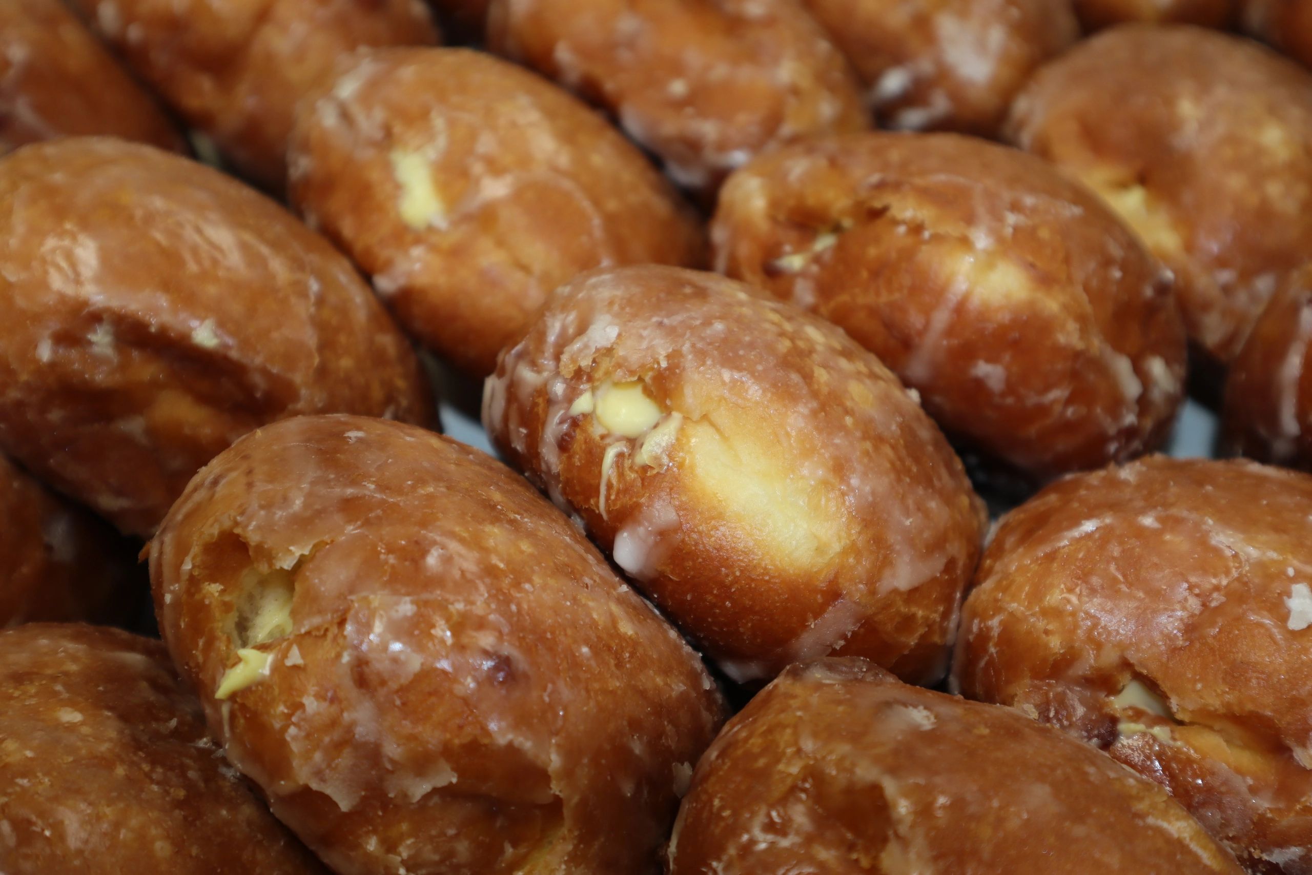 Bartz Bakery - Custom Cakes - Dearborn, MI