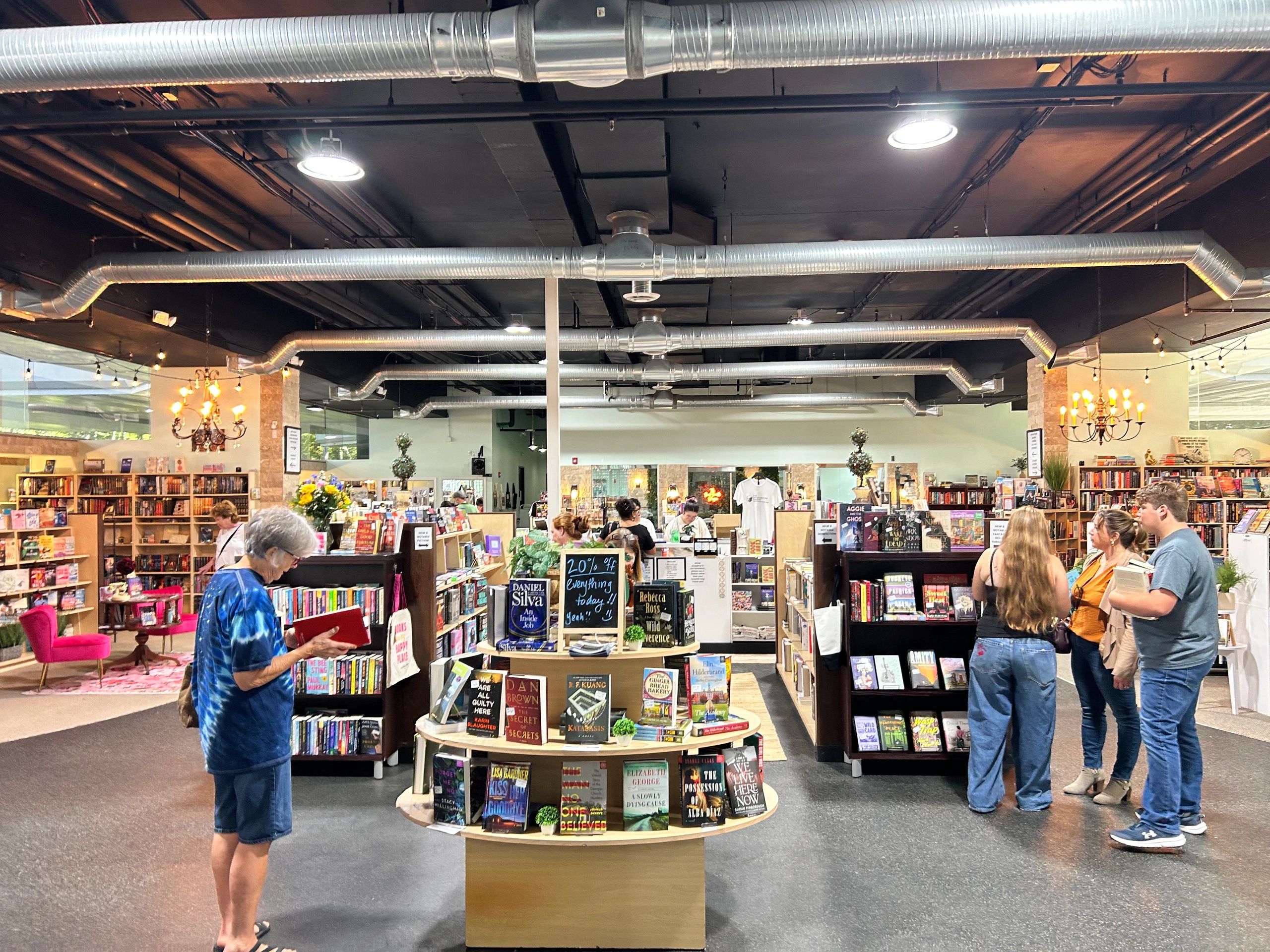 Bookstore, Books - The BookSmiths Shoppe - Danbury, Connecticut
