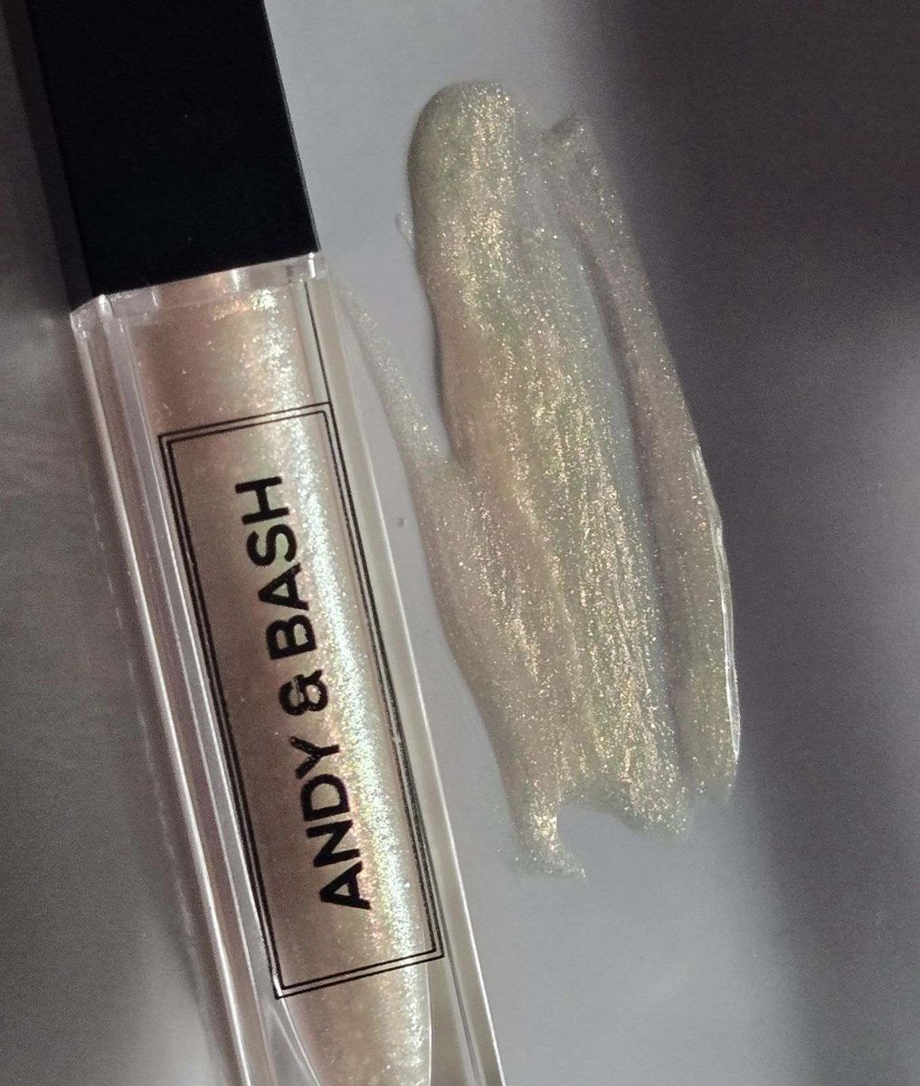 First Class Lip Gloss