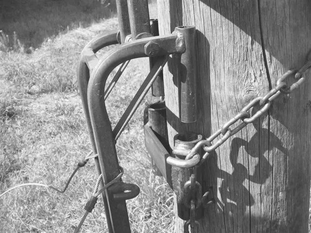 Boss Mounting Bracket