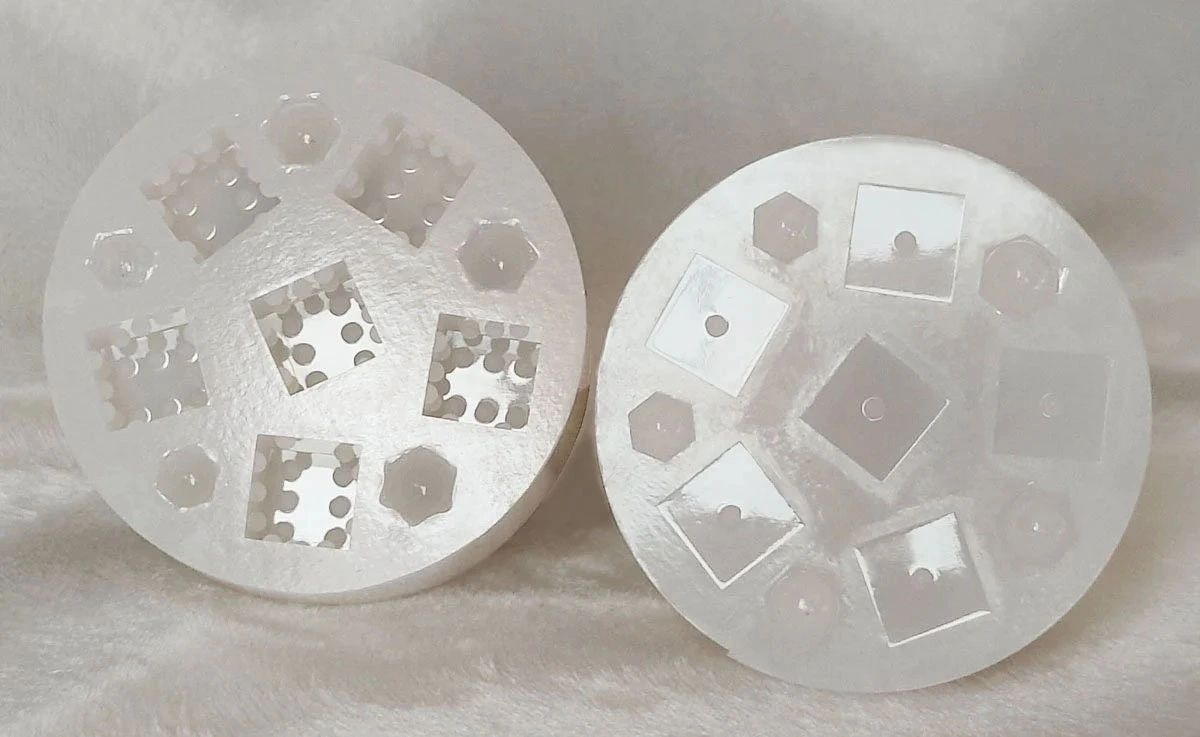 Square Dice Mold - 16mm - 6 Count - Sharp Edged 6-Sided Playing Dice ...