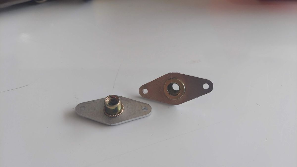 Riv nut plate for 1 3/8" Dzus spring