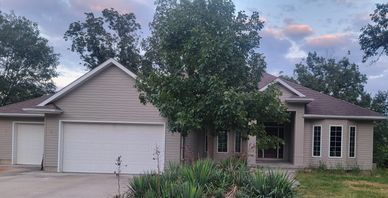 Bergren Real Estate and Auction LLC