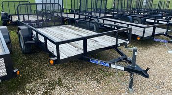 Single Axle Utilities | TRUCK & TRAILER WORLD