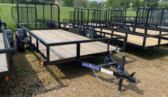 Single Axle Utilities | TRUCK & TRAILER WORLD