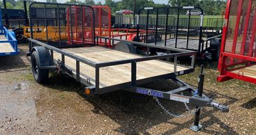 Single Axle Utilities | TRUCK & TRAILER WORLD