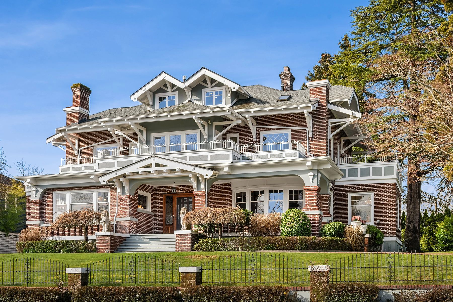 Clifton Stuart Mansion