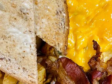 Santini's Deli & Grill - Catering, Sandwich Catering, Breakfast ...