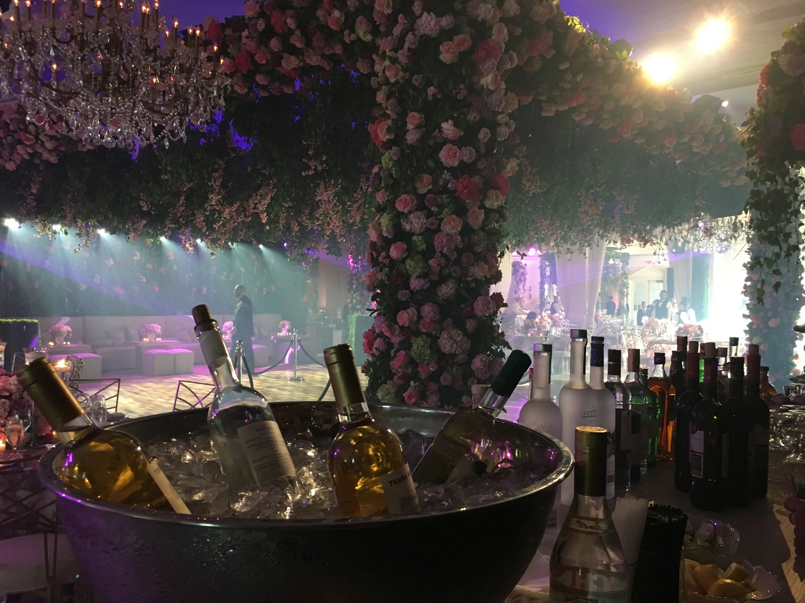 PartyTenders - Bartenders, Cater, Event and Party Planning