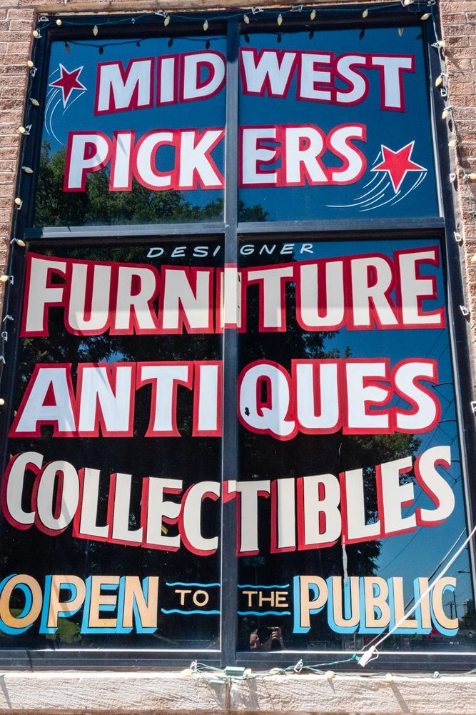Antiques, Furniture, Vintage - Midwest Pickers - Omaha, Nebraska