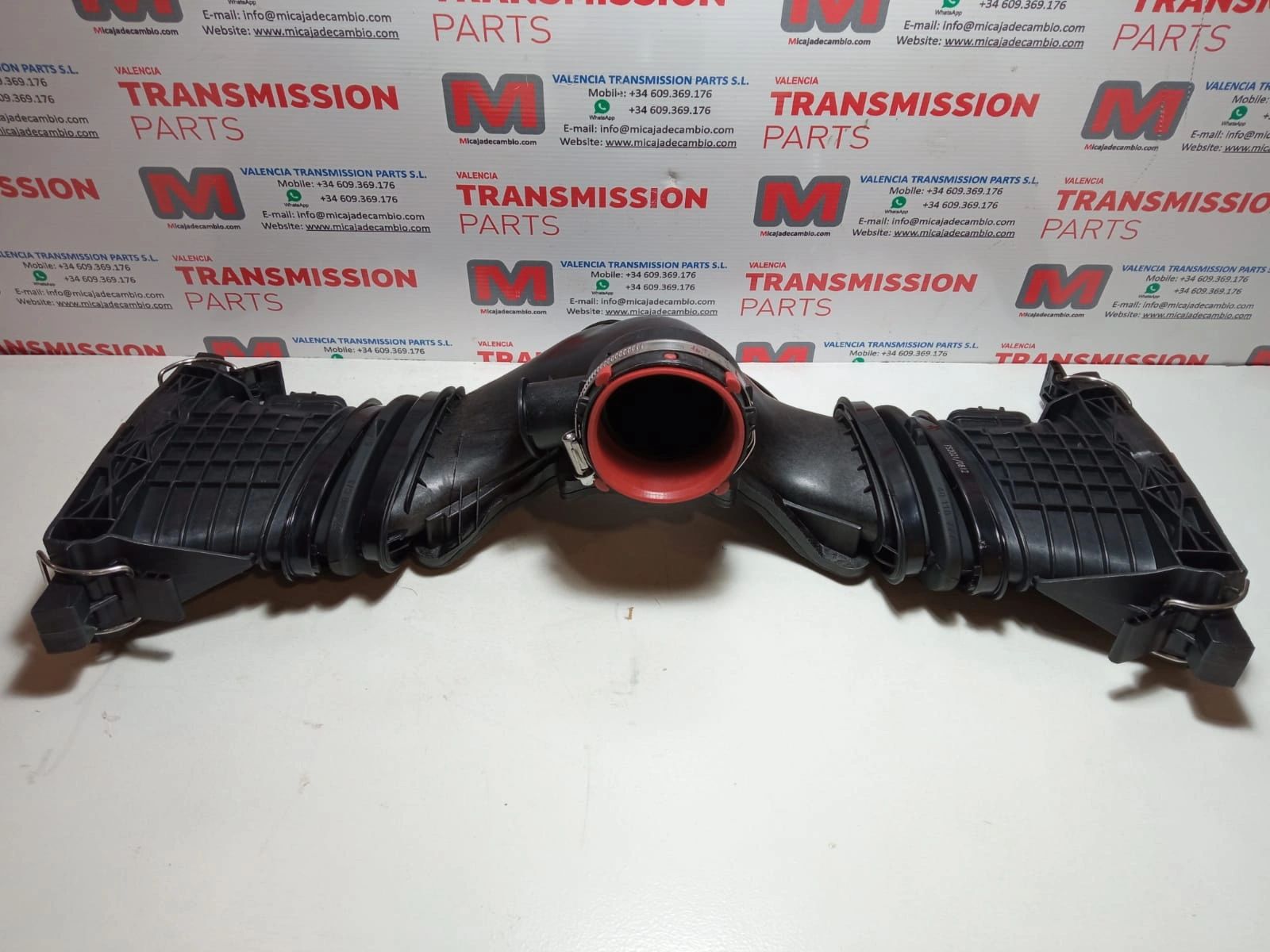 TUBO DE AIRE LIMPIO MERCEDES 6420901642, 6420901742, 6420900142