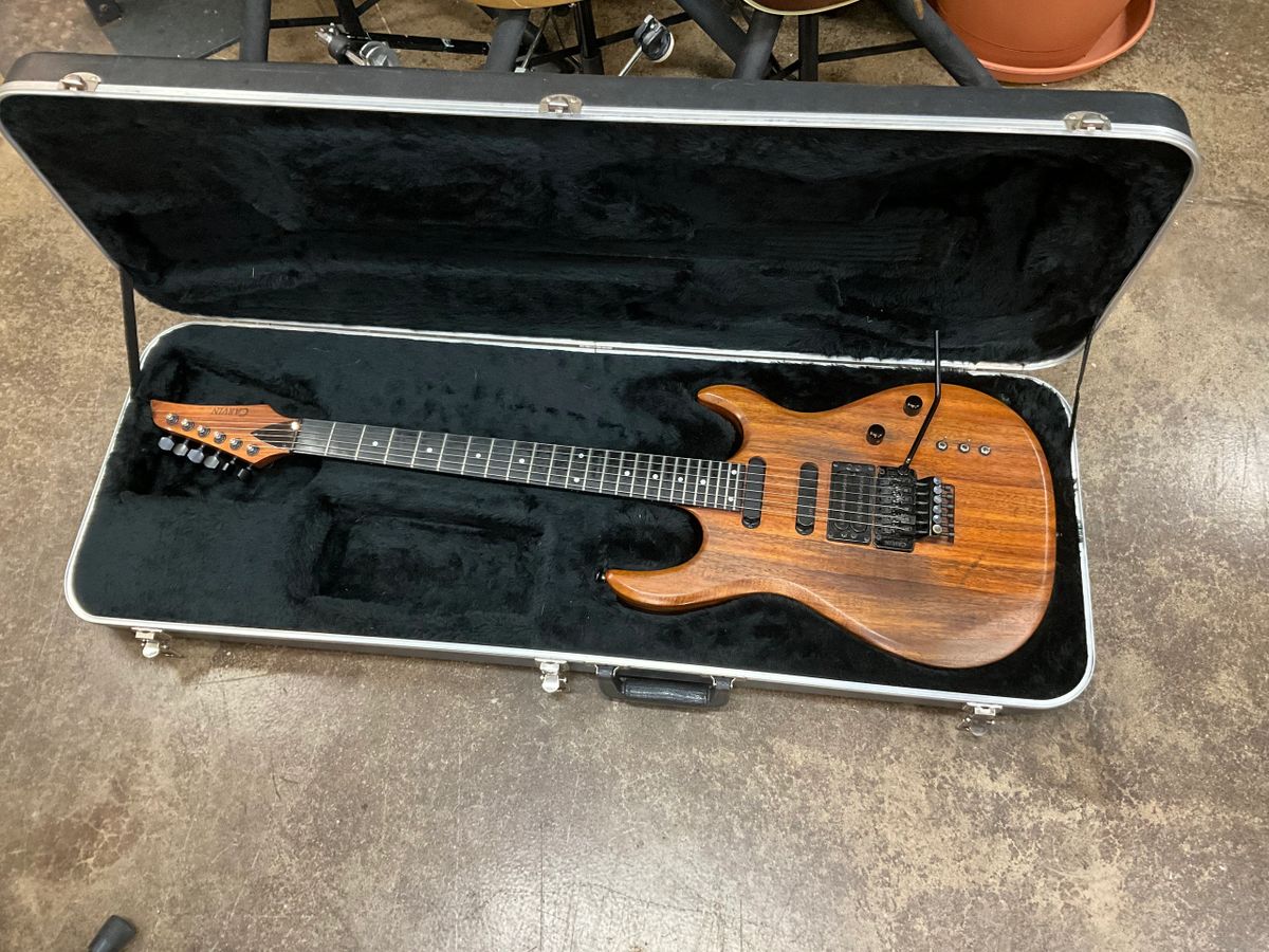 CARVIN DC135 in KOA made in USA 1991-1994 with Kahler bridge tremelo ...