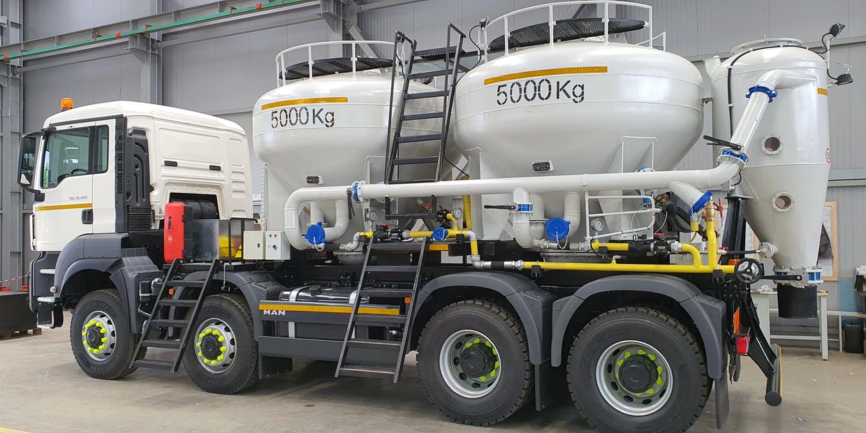 Cementing Units