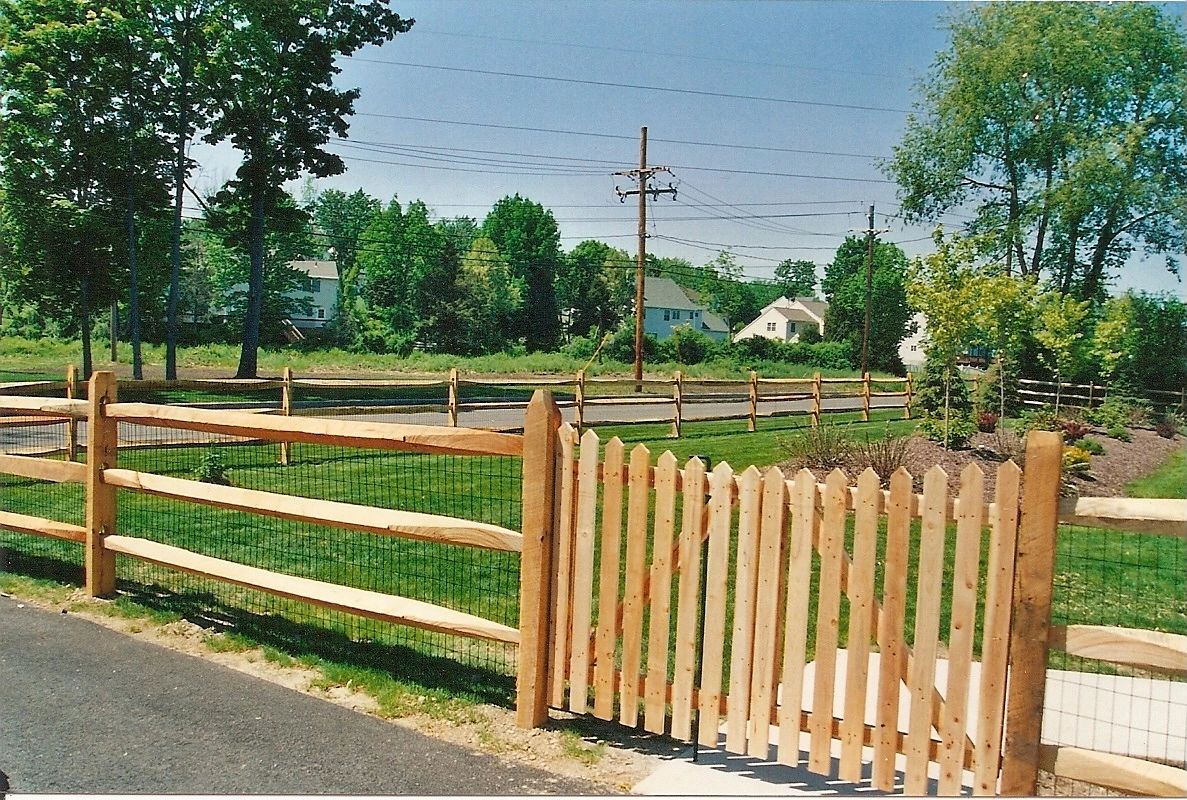 High-Quality Cedar Privacy Fences