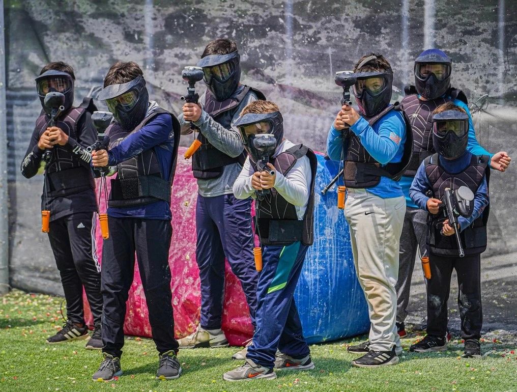 FAMILY PAINTBALL GAME