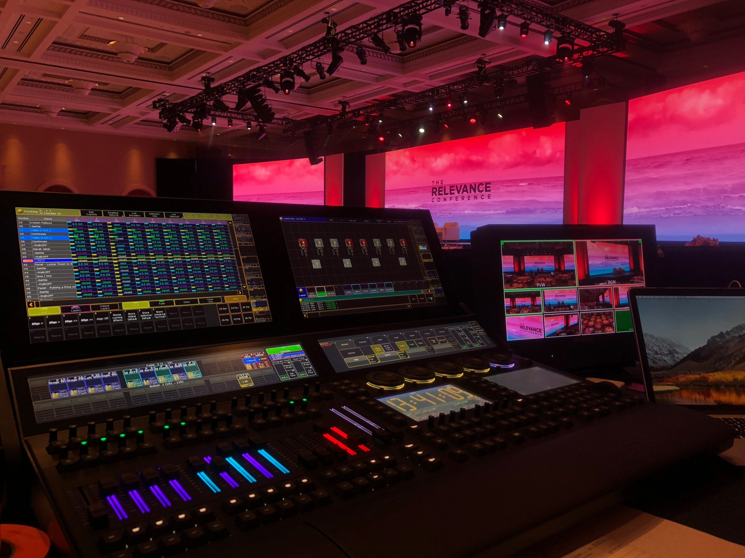 grandMA2 Command Wing